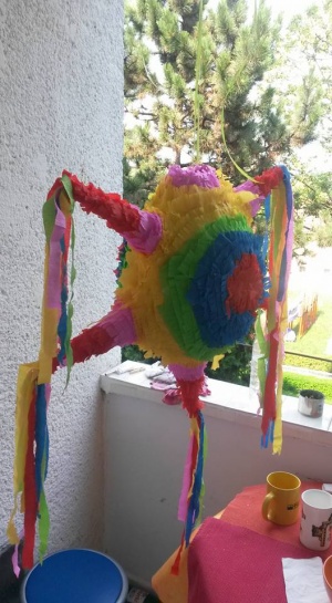 pinata clasica stea colorata, pinata curcubeu, pinata artizanala ...