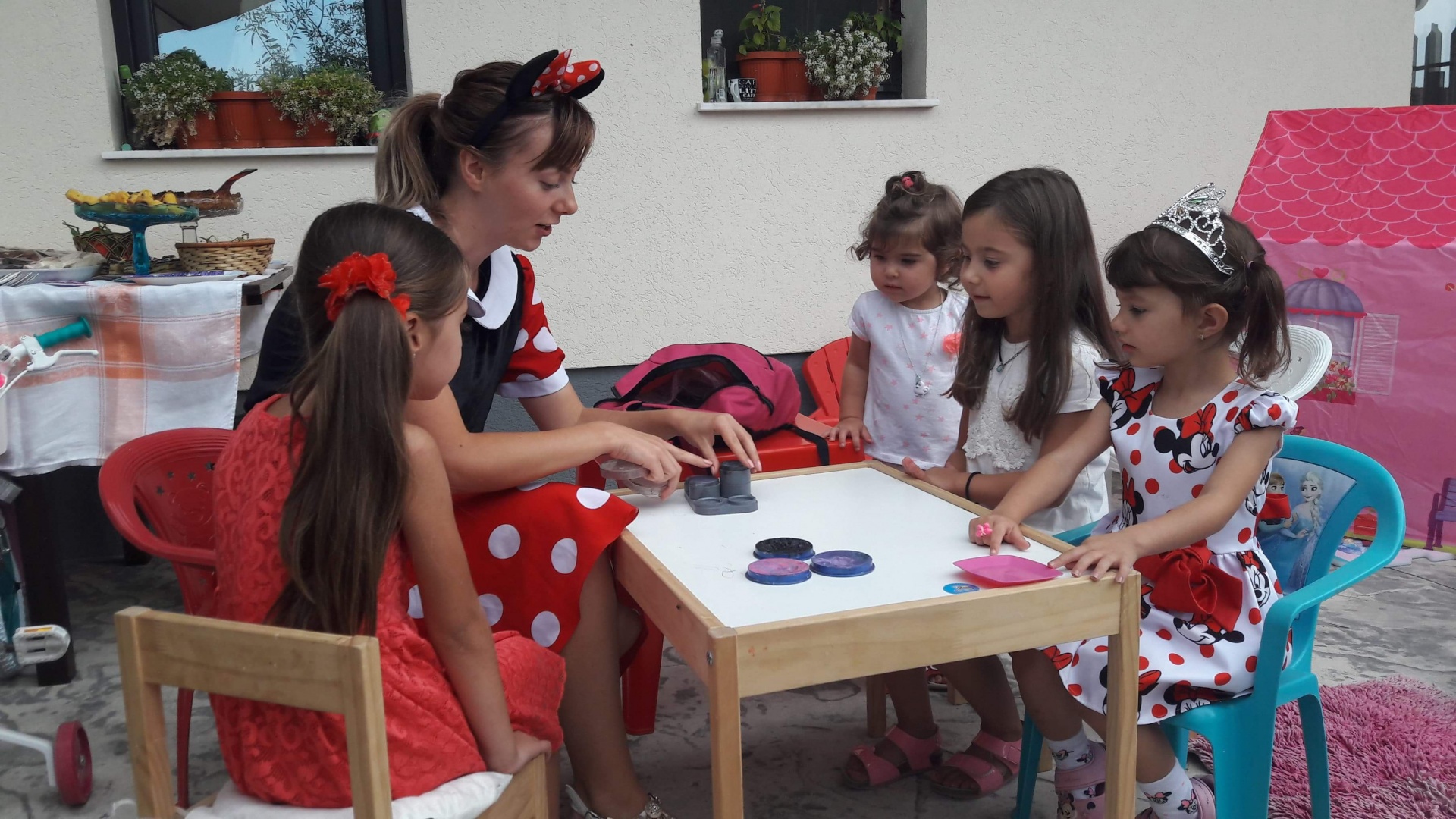 Minnie Mouse, animatori copii cluj Minnie Mouse, Resurse de Petreceri